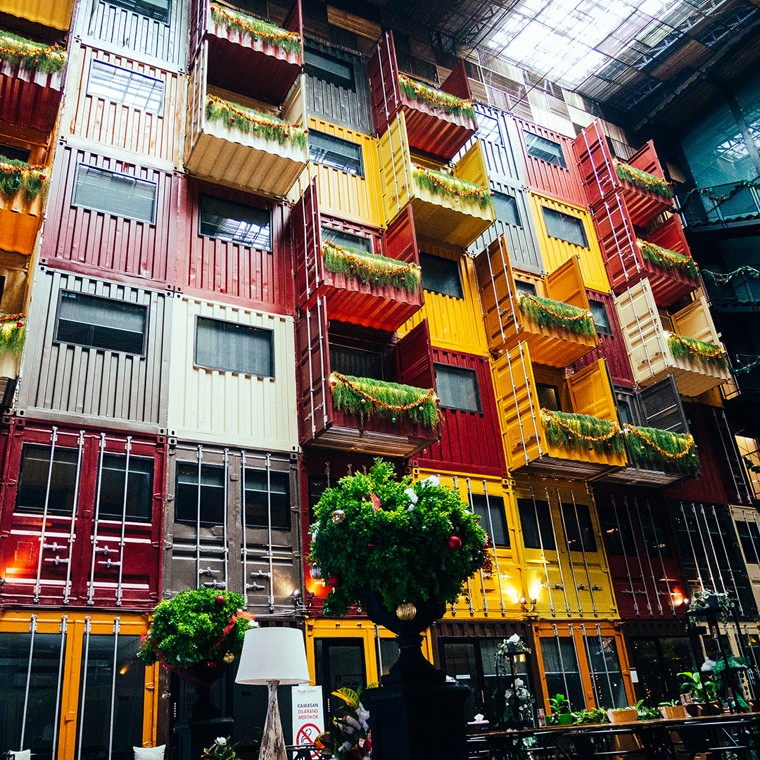 Kisah Sukses Hotel Kontainer yang Menginspirasi